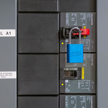 S3822 Electrical Lockout | Master Lock